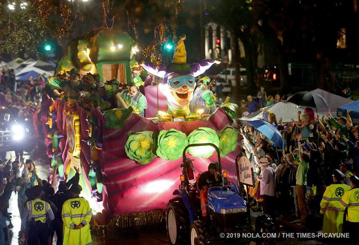 The Knights of Babylon parade Thursday evening: See the photos ...