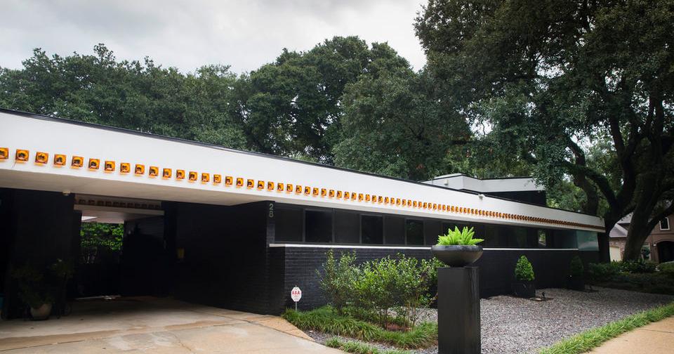 Look inside the Ashtray House on Park Island, Ray Nagin's former home ...