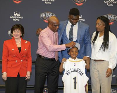 In emotional address, Zion Williamson's stepdad thanks New Orleans for ...