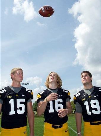 Veteran Iowa OC Greg Davis, QB Jake Rudock have the Hawkeyes steered in ...