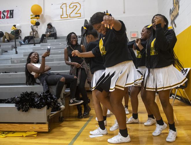 McMain championship experience comes through for opening win against L ...