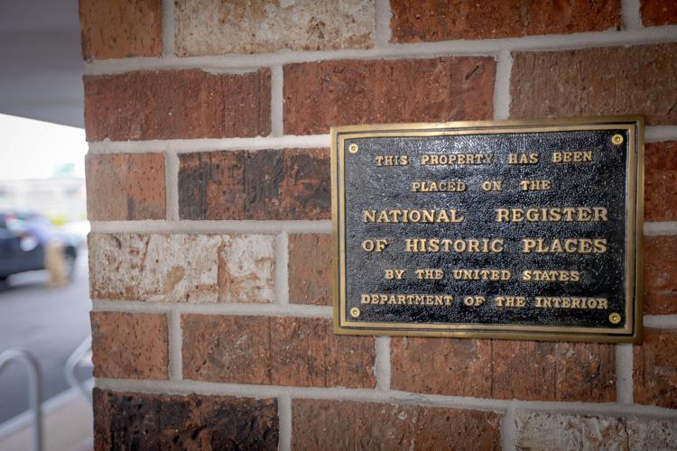 Former Holiday Inn high rise, long a blight in New Orleans East, gets ...