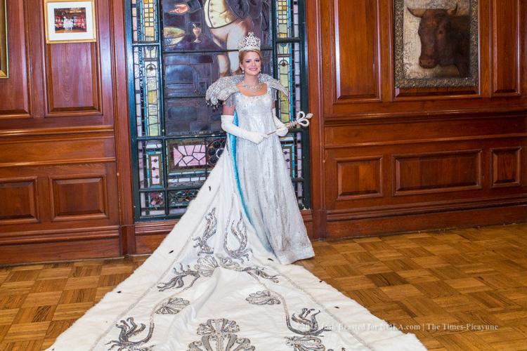 Krewe of Proteus parade and ball continues Lundi Gras tradition ...