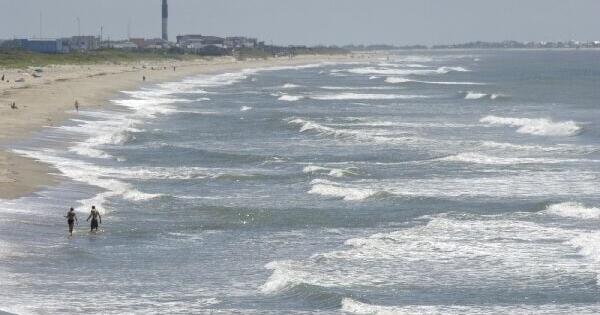 Headed to the beach? How to spot and survive a riptide. | Entertainment ...