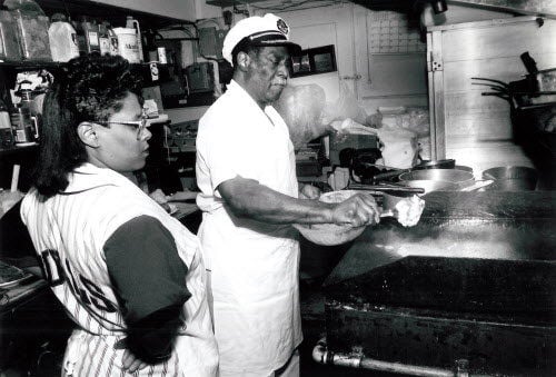 Chef Austin Leslie's recipes for his legendary fried chicken (and ...