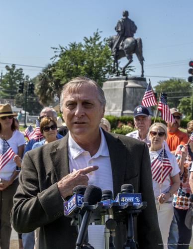 Confederate monuments: Judge won't block P.G.T. Beauregard removal yet ...
