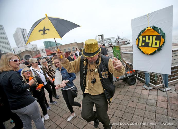 NOLA No-Call Jazz Funeral and Second-Line Parade: photos ...