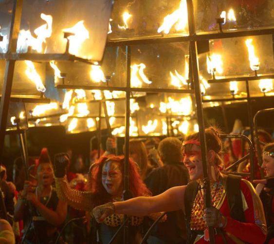 The 25th anniversary of the Krewe of Muses Mardi Gras parade | Mardi ...