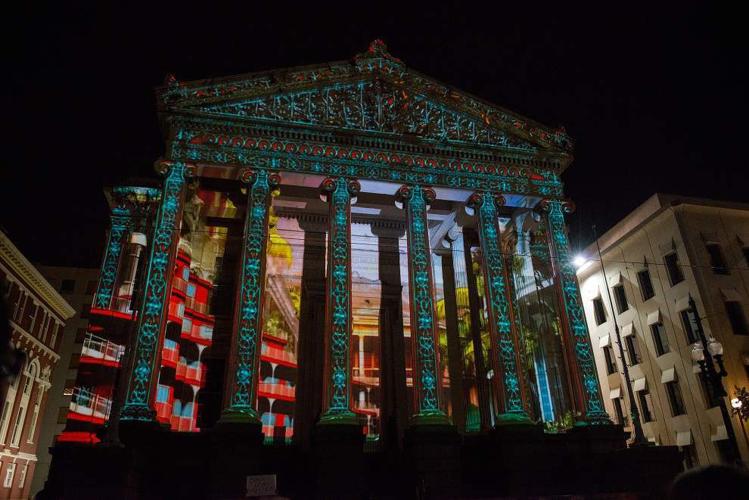 Photos: Gallier Hall lights | News | nola.com