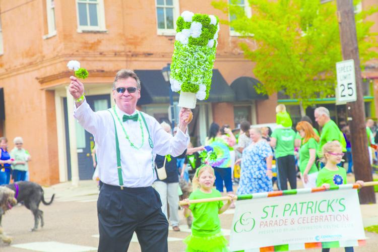 Couple from Covington adds new flair to city's St. Patrick's Day parade ...