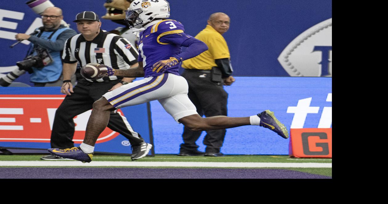 Flau'jae, Chris Hilton Jr. relationship dominates broadcast | LSU ...