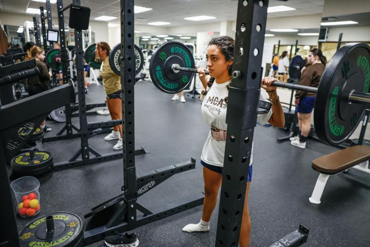Mount Carmel powerlifters weigh in on sport's benefits | Entertainment ...