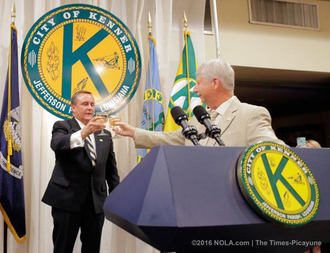 Ben Zahn, new mayor of Kenner, takes the oath of office | Archive ...