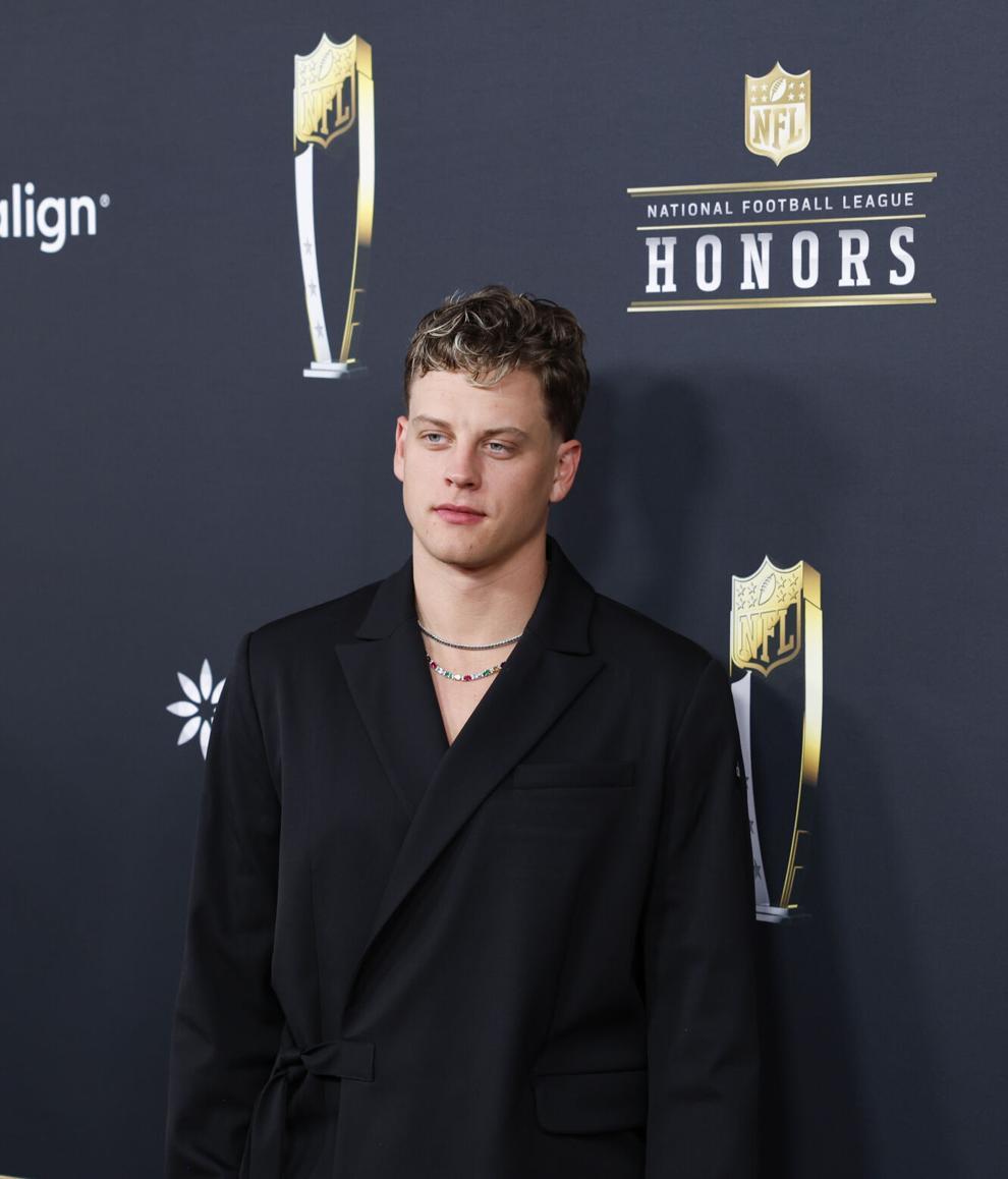 Joe Burrow on 'Sports Illustrated' cover, now for fashion | Football ...