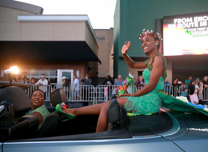 2017 shoe parade brings Krispy Kreme, showgirls and Coca-Cola to ...