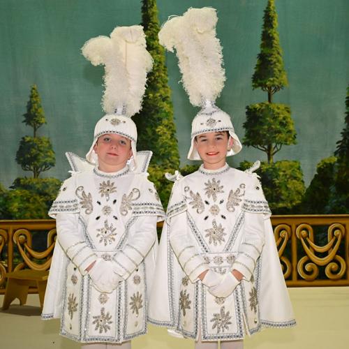 Nell Nolan: Harlequins court, Apollo Ball | Entertainment/Life | nola.com