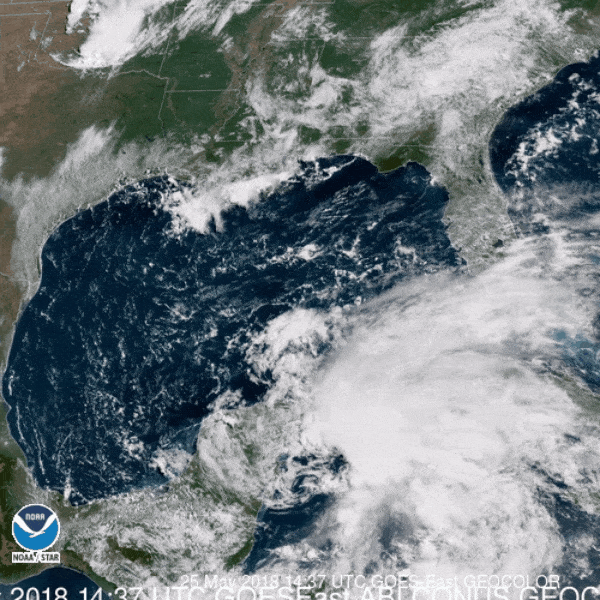 Subtropical Storm Alberto is moving into the Gulf of Mexico: What to ...
