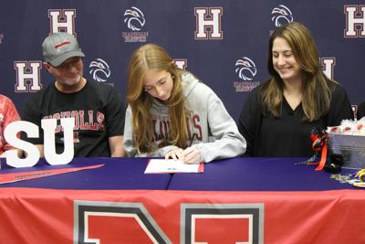 A Hannan middle blocker is headed to Nicholls to play volleyball | St ...