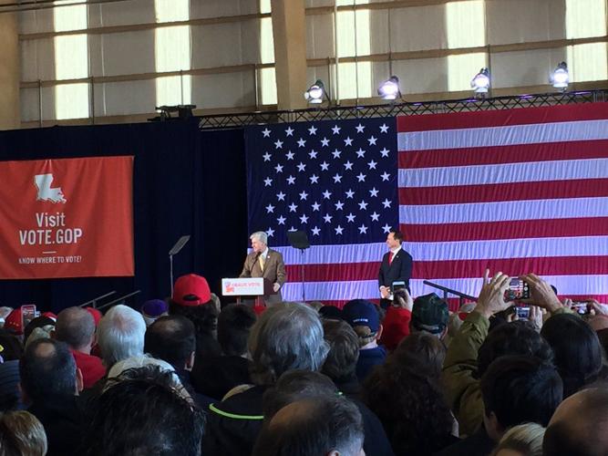 Photos: 1,000s turn out for Donald Trump, big-name politicians at Baton ...