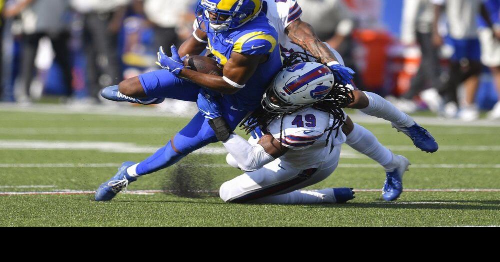 This feels familiar, sort of: Rams players upset over pass interference ...