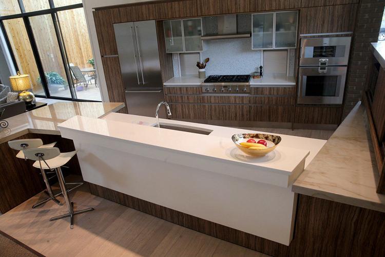 Inspired, in part, by the Pontalba buildings, a modern Lakeshore home's ...