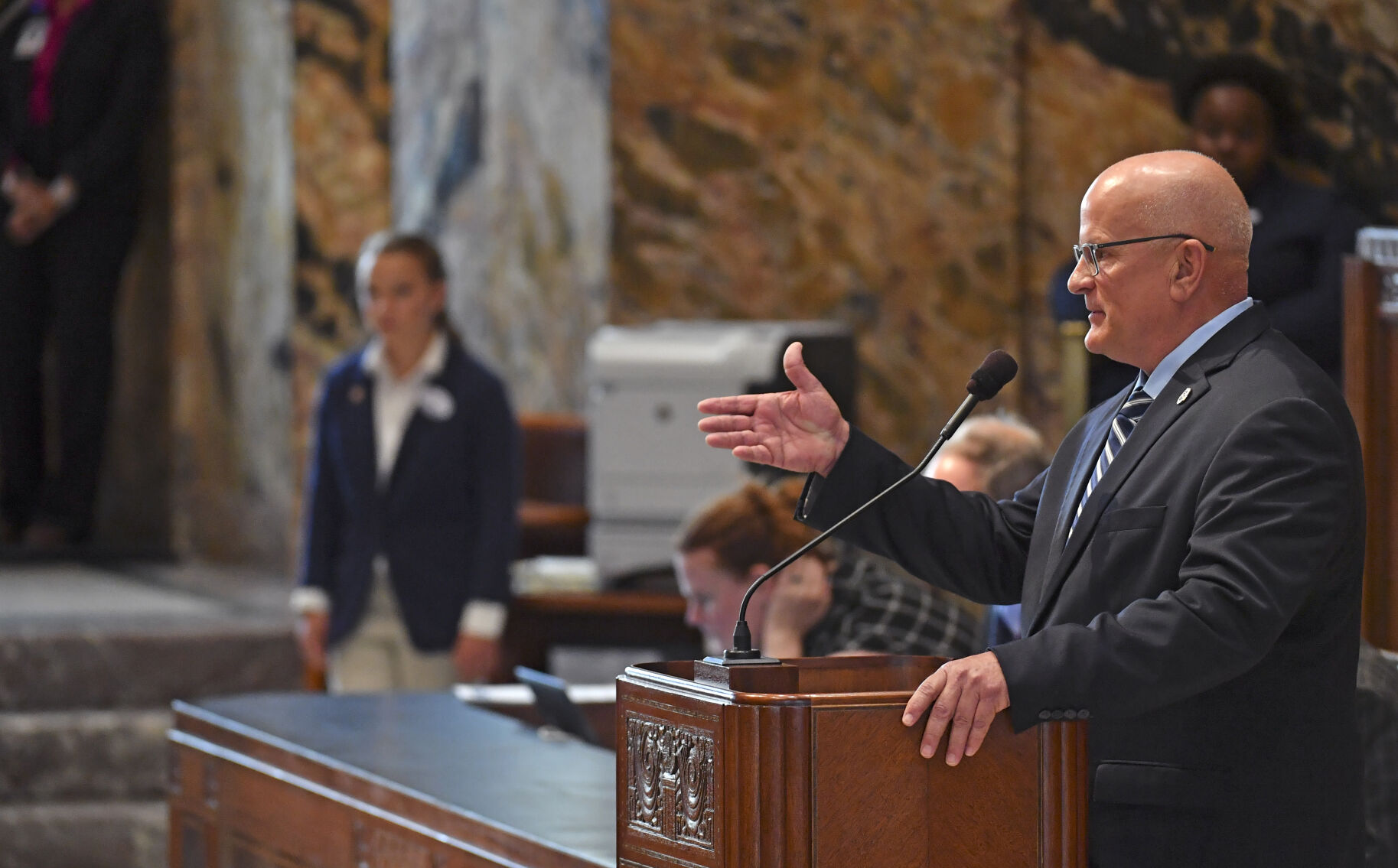 Louisiana could let people carry hidden guns without permits ...