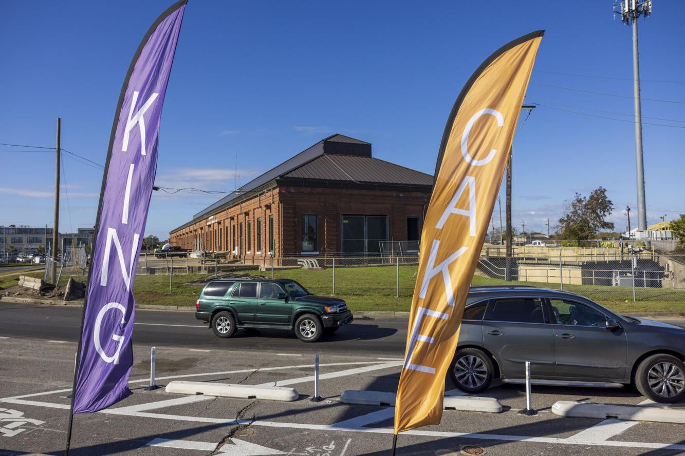 King cake hub, drive-thru, shops around NOLA for Mardi Gras | | nola.com