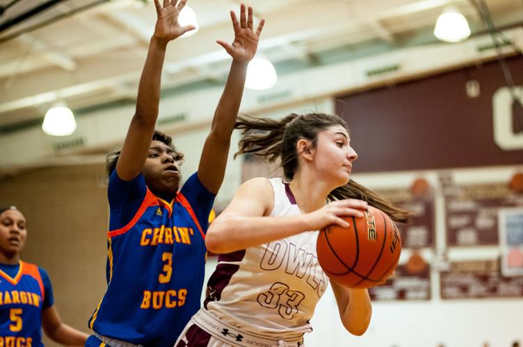 In a battle of District 8-5A unbeatens, Chalmette girls edge Landry ...
