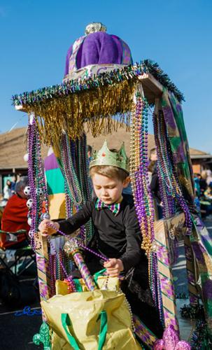 Kehoe-France School Carnival parade engages all ages | Crescent City ...