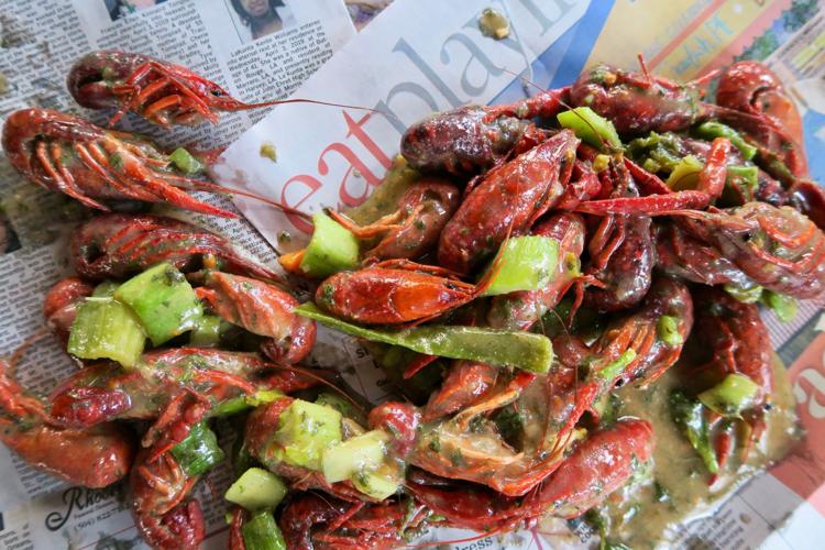 Finding 'Italian crawfish' and a po-boy hook-up at a Gentilly seafood ...