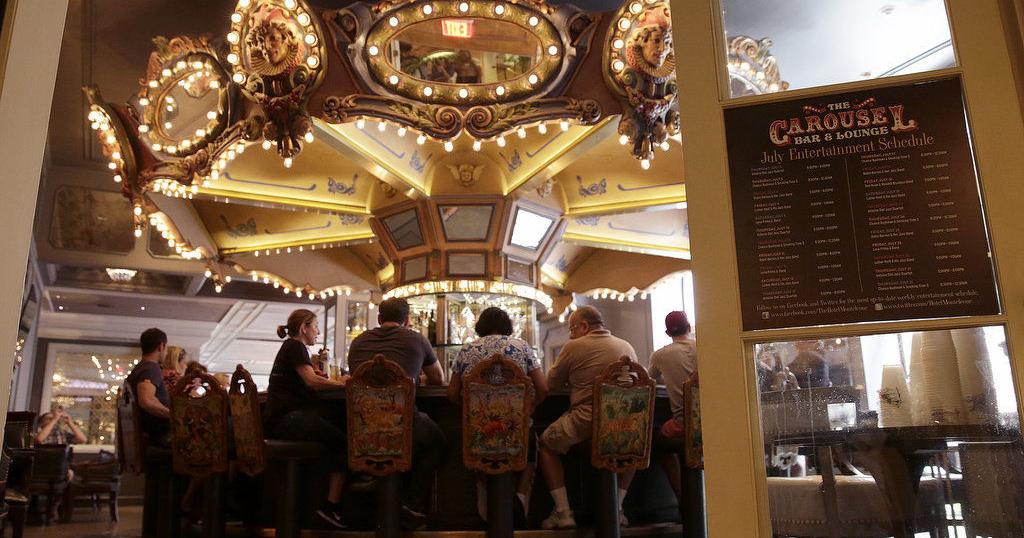 Carousel Bar in New Orleans' Monteleone Hotel marks 75 years | Where ...