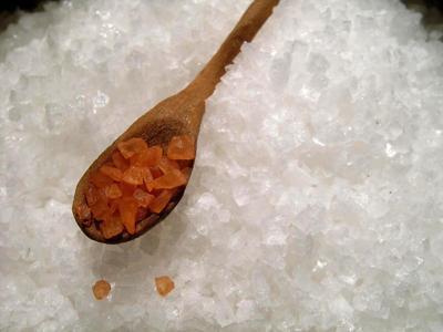 how to draw salt out of your body