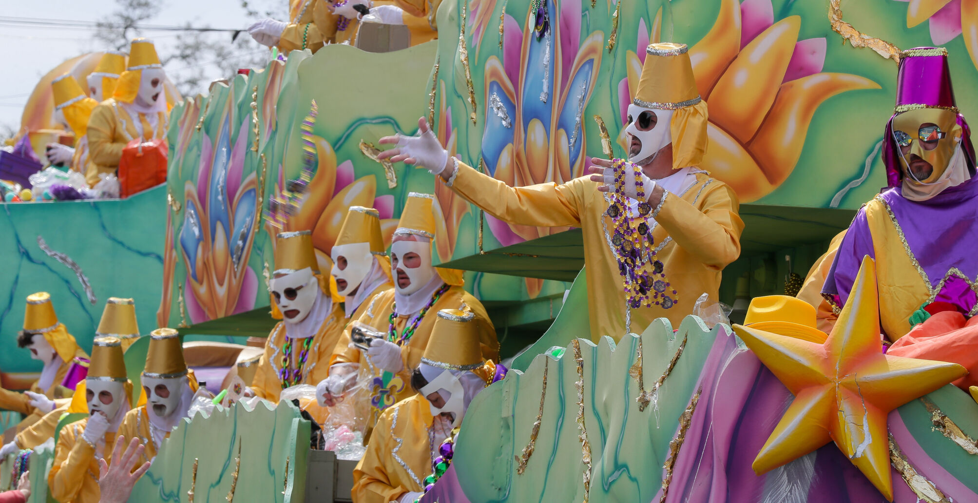PHOTOS: Krewe of Thoth brings Sunday afternoon joy to New Orleans Mardi ...