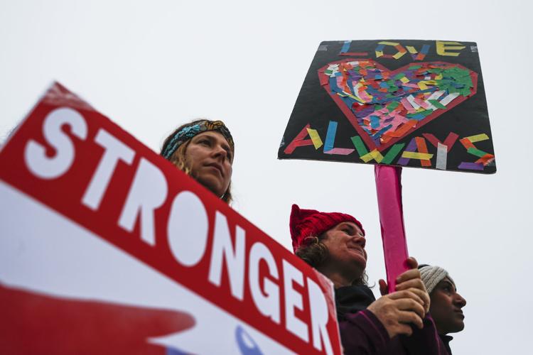 Pink Hats Big Signs Massive Crowds Turn Out For Womens Marches Across Nation Globe Archive