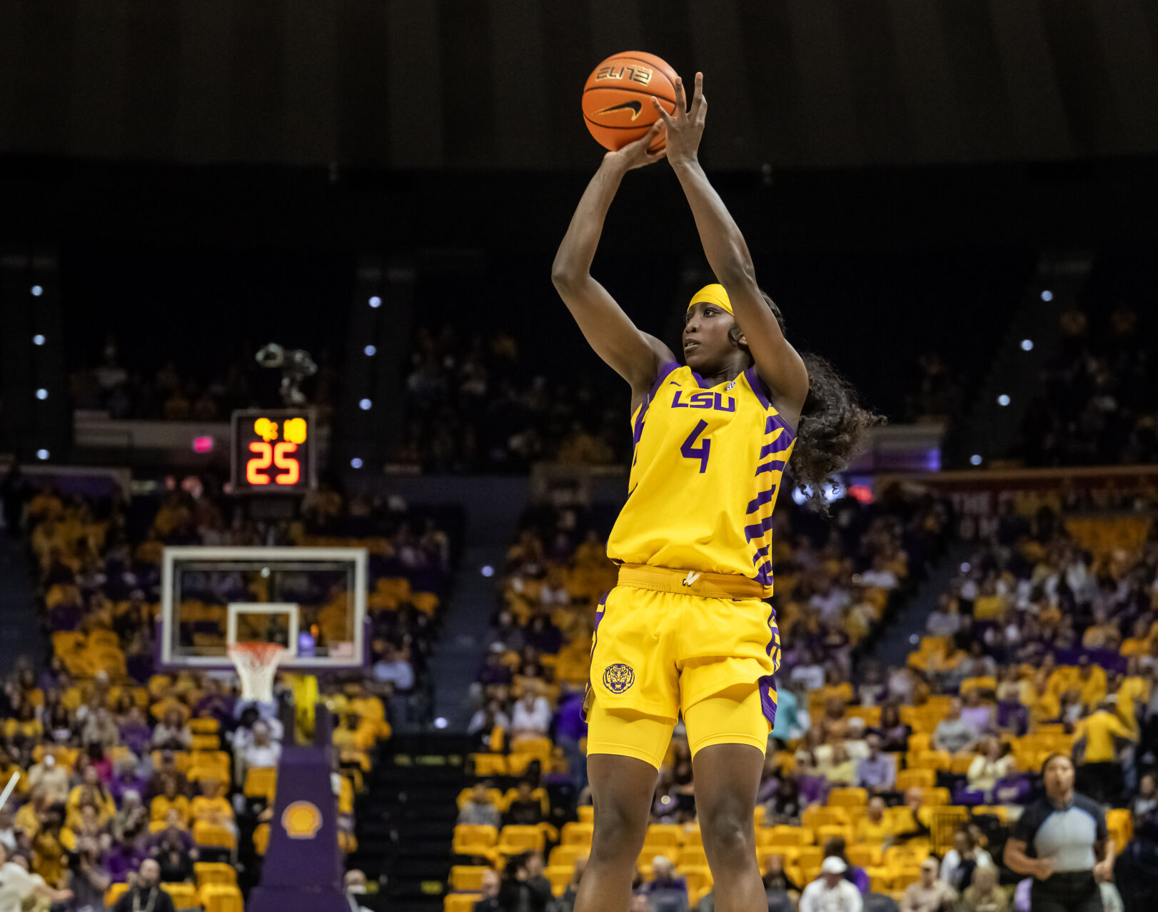 Scott Rabalais: On a day of emotion and distraction, LSU put away ...