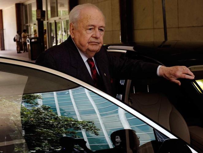 Saints owner Tom Benson, daughter Renee Benson settle battle over ...