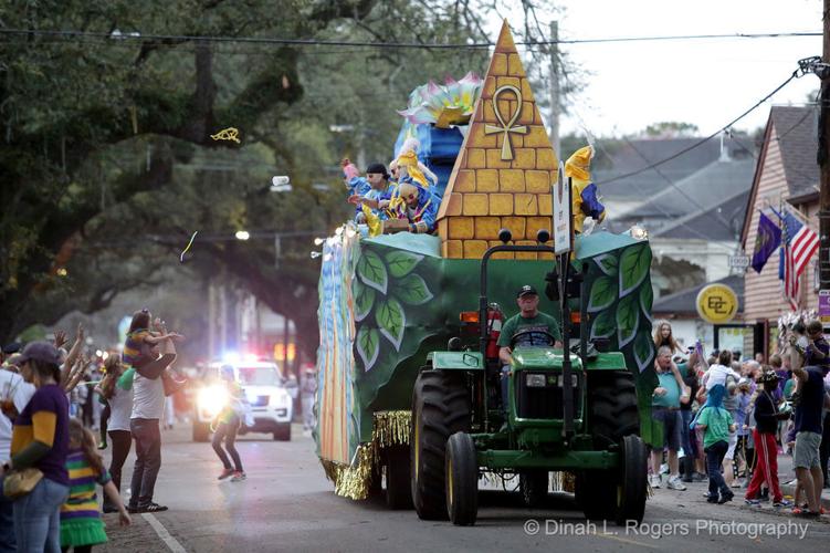 Sparta and Pygmalion 2019 Mardi Gras parades roll despite rain: see ...