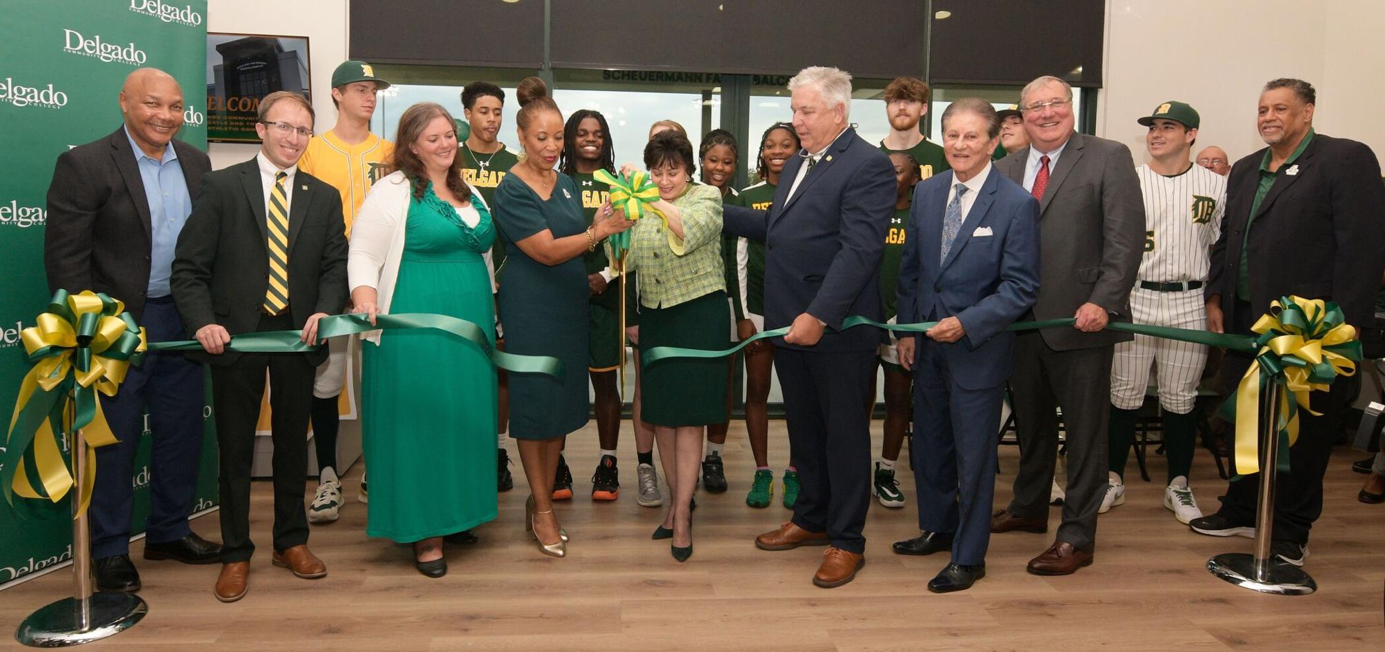 Gayle Benson helps Delgado athletics facility become reality | Colleges ...