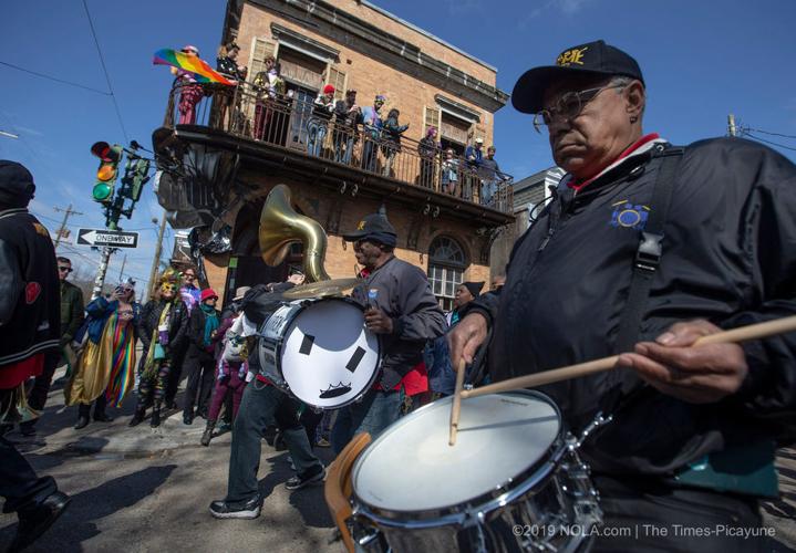 See the krewes of Red Beans and Dead Beans meet on Lundi Gras 2019 ...