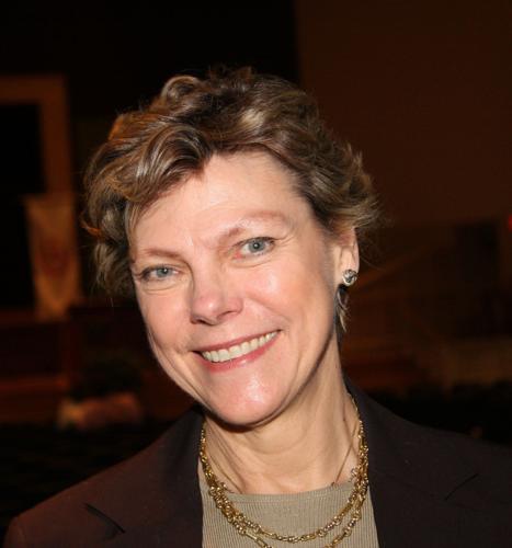 Cokie Roberts tributes: A 'trailblazer' who 'transformed the role of ...