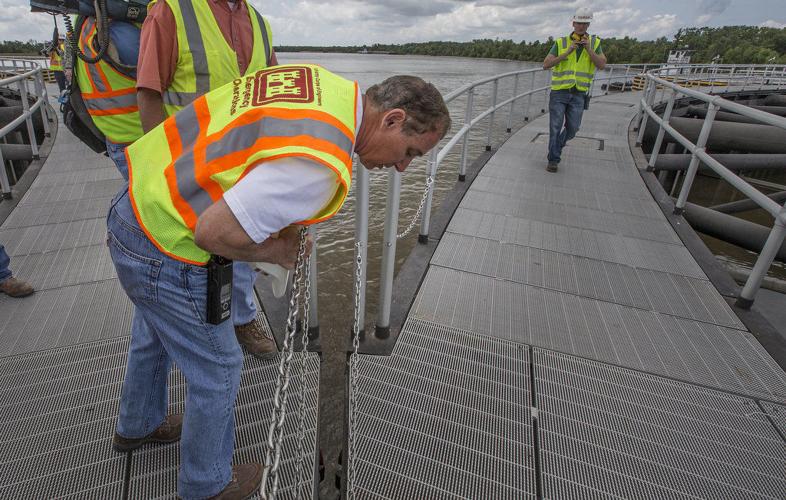 New Orleans area hurricane levee system: West Closure Complex | Weather ...