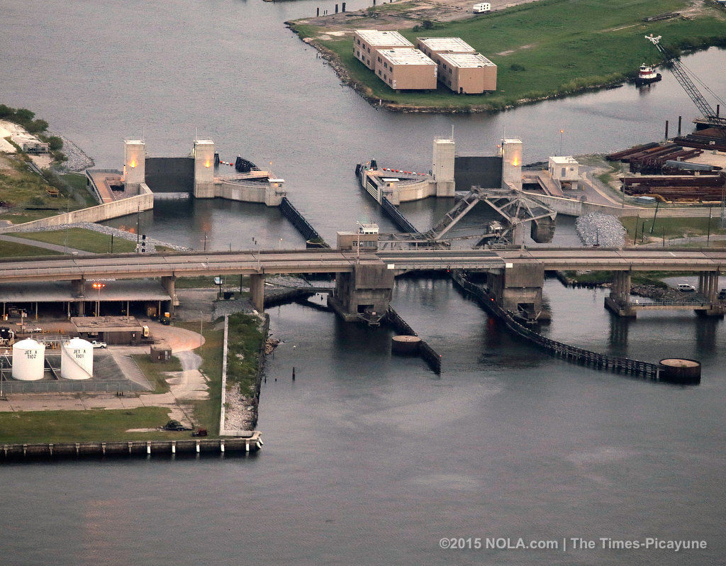Seabrook Bridge reopens early after column repairs | Traffic | nola.com