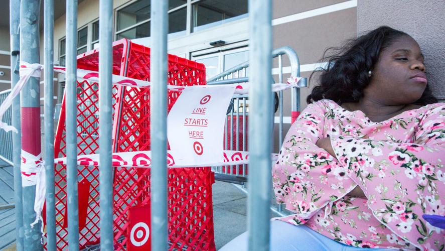 Blah Thursday: Lines lean at New Orleans-area big-box retailers opening ...