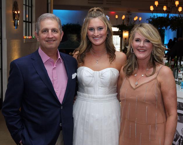 Nell Nolan: Friend, Payne, Rufty debs; deb Shea Guillot | Entertainment ...