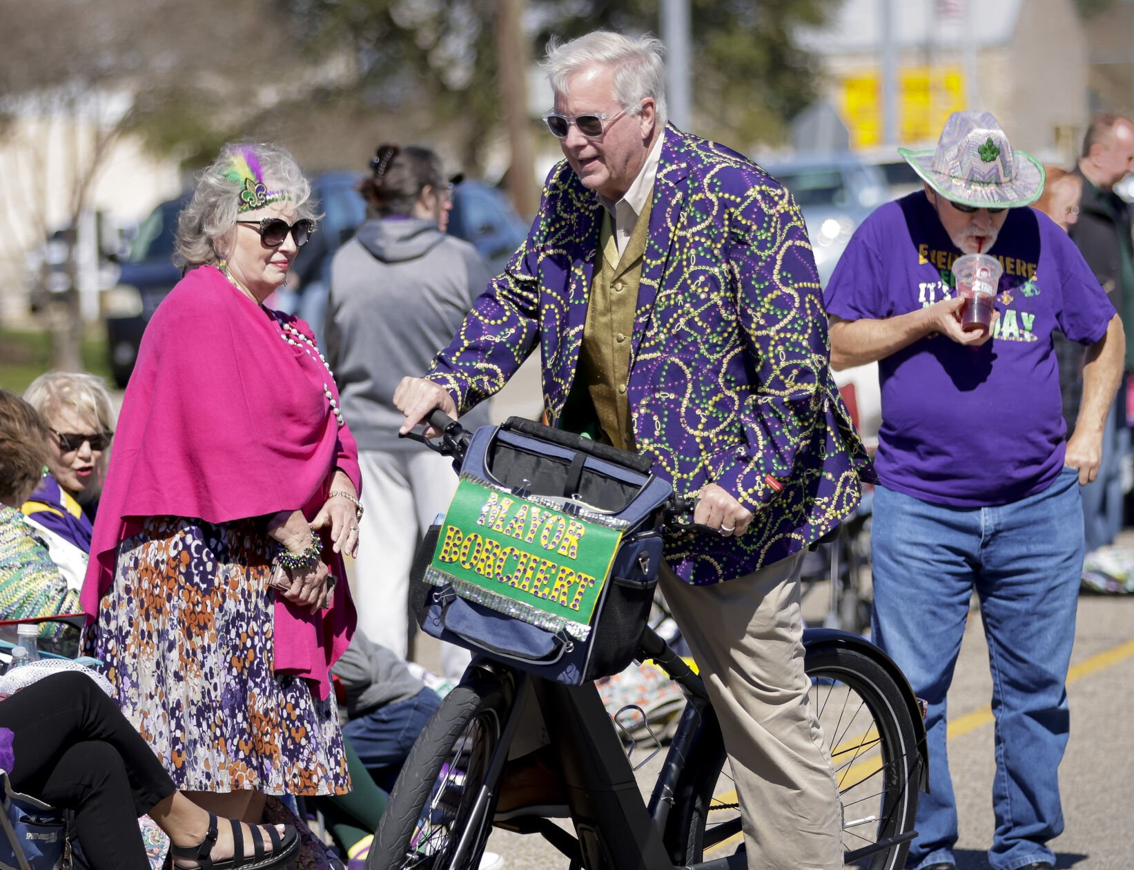 'Day Drinking and Sun Seeking' suit Antheia's Slidell parade ...
