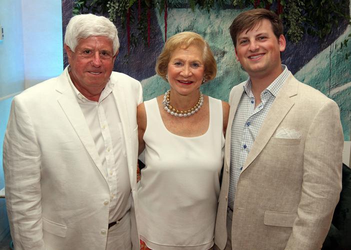 Nell Nolan: Friend, Payne, Rufty debs; deb Shea Guillot | Entertainment ...