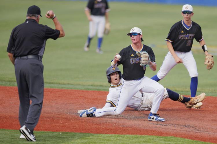 Andrew Hoff's walk-off single forces a third game | St. Tammany ...