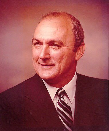 Milton Retif wins La. Sports Hall of Fame Dave Dixon award | Sports ...
