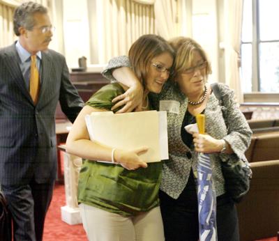 Former Judge Joan Benge can practice law again, Supreme Court says ...