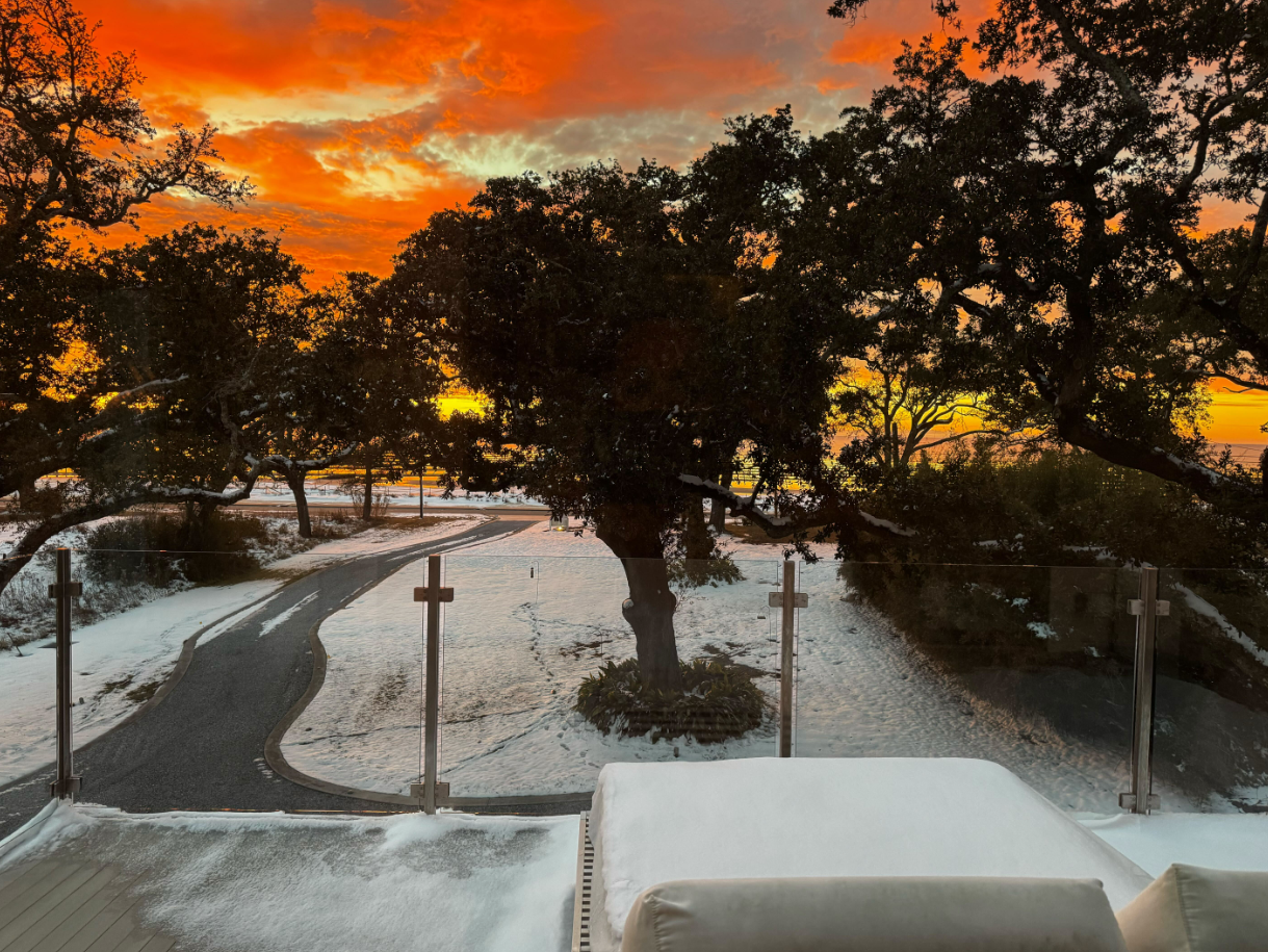See snowy beaches in MS, AL and FL after historic storm | Weather ...